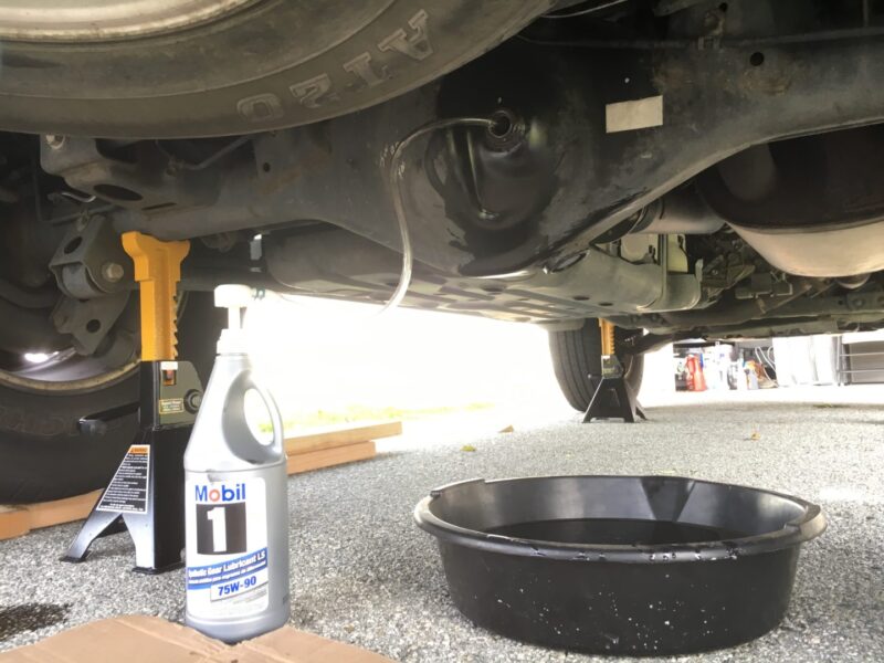 Front and Rear Differential Fluid Replacement: 4th Gen Toyota 4Runner ...