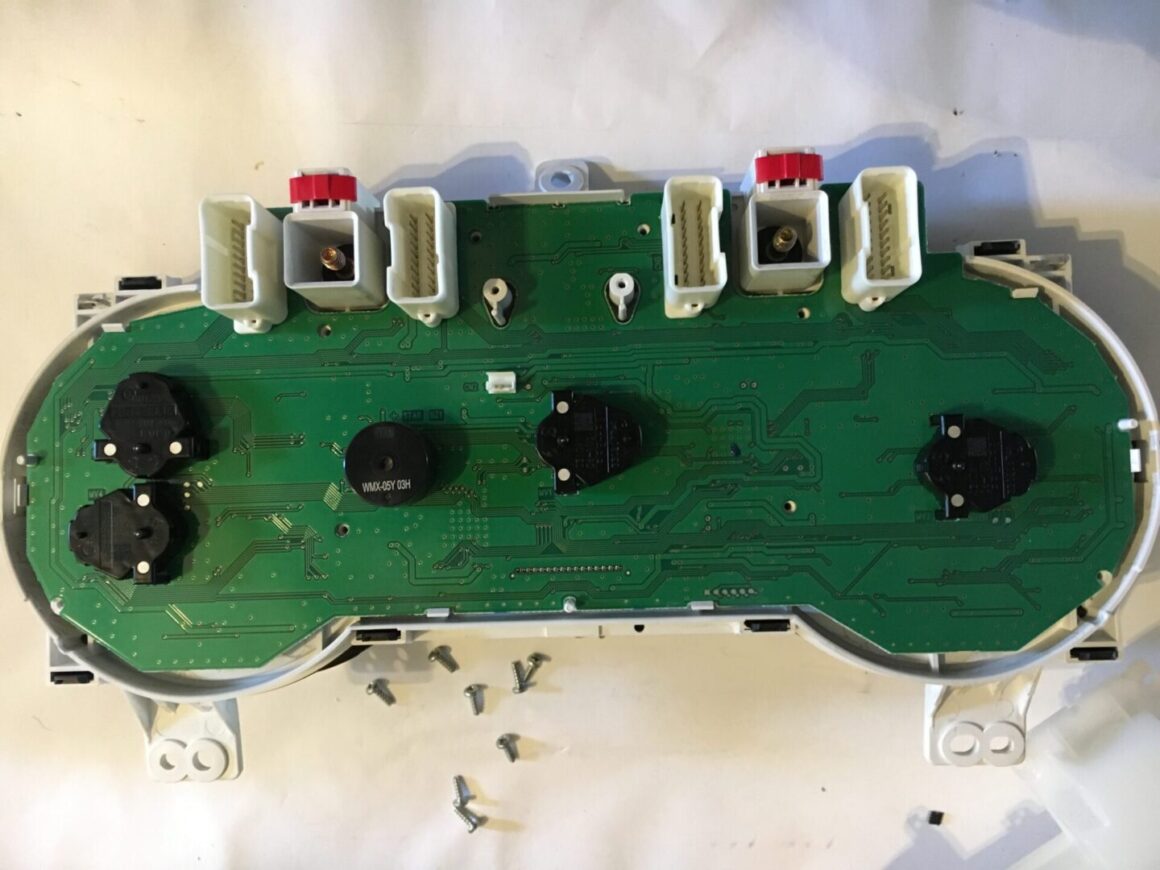 How to Replace the Instrument Cluster (and Transfer your Mileage too ...