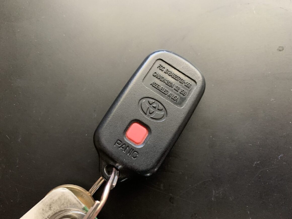 How to Program a Keyless Entry Remote: 1st Gen Toyota Tacoma - The ...