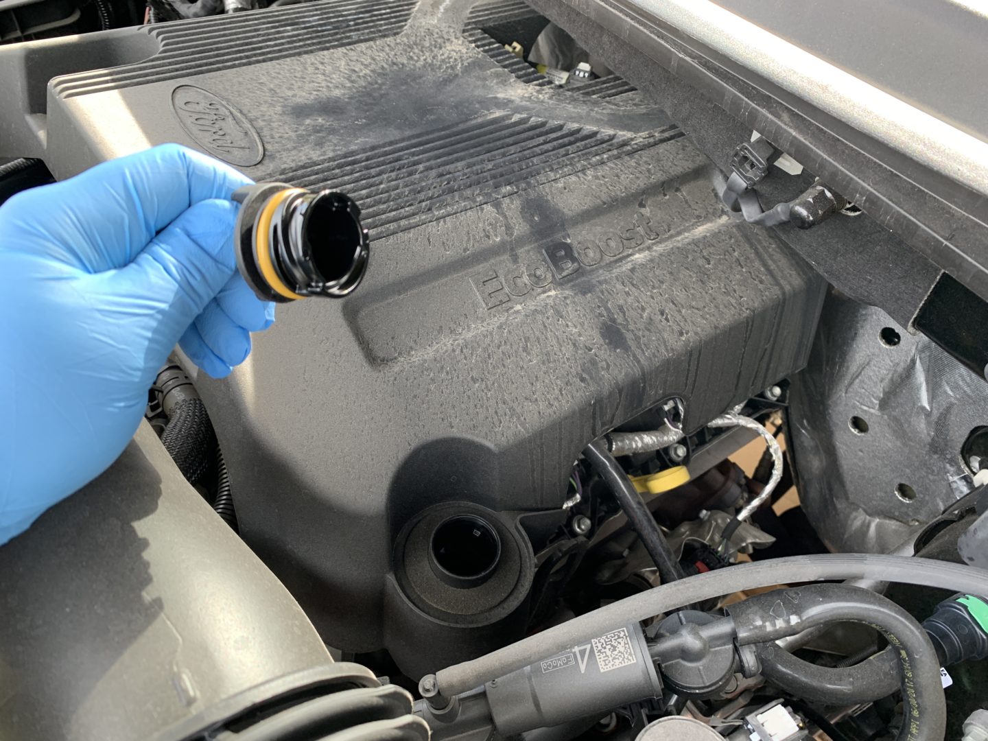 How to Change Oil & Oil Filter (3.5L EcoBoost): 13th Gen Ford F-150 ...