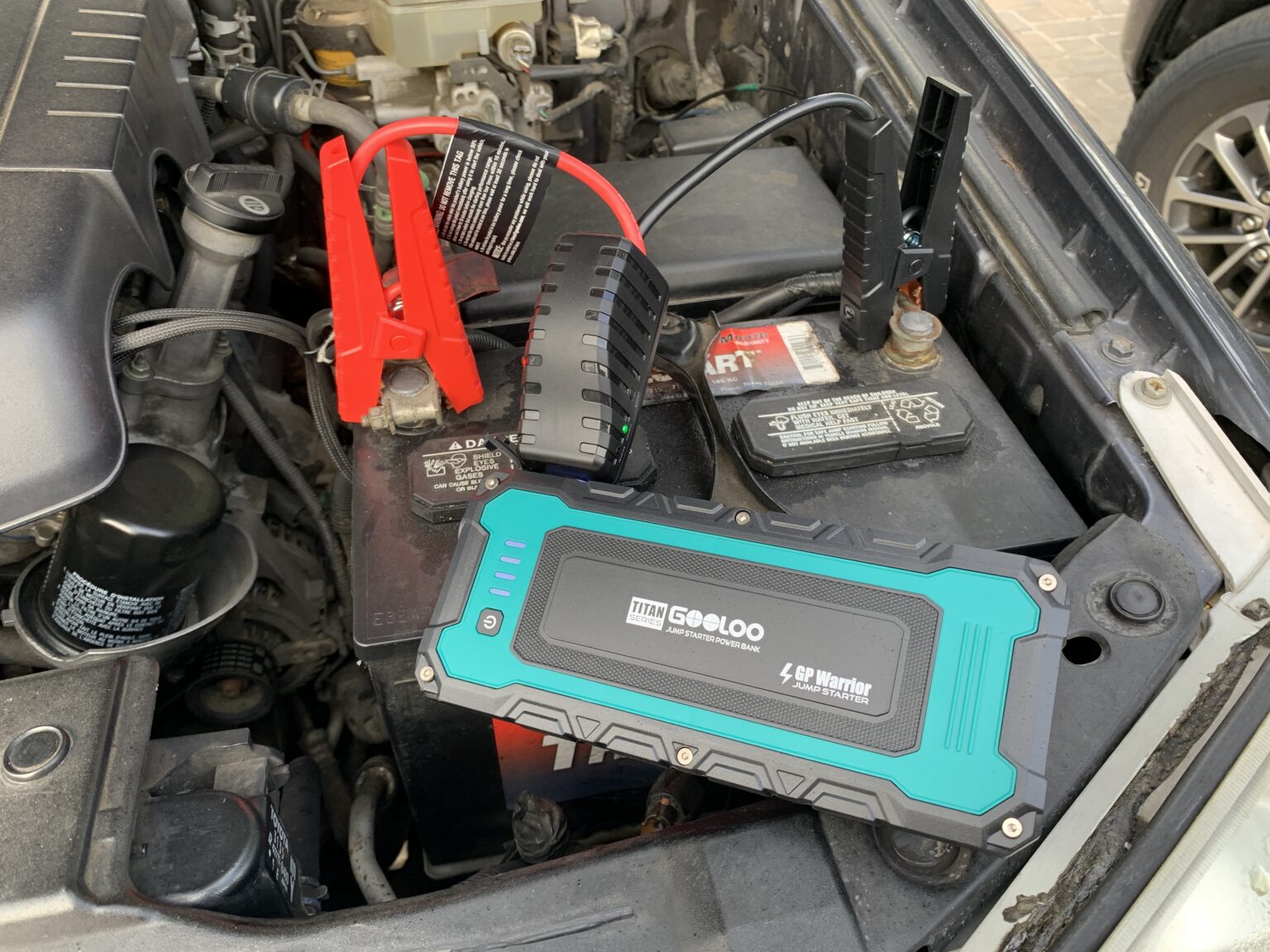 How to Jump Start A Car with Jumper Cables Step-By-Step - The Track Ahead