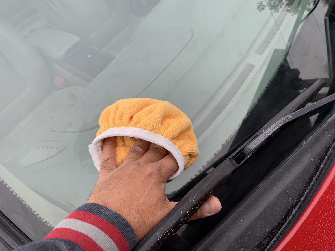 How to Deep Clean Car Window Glass - The Track Ahead