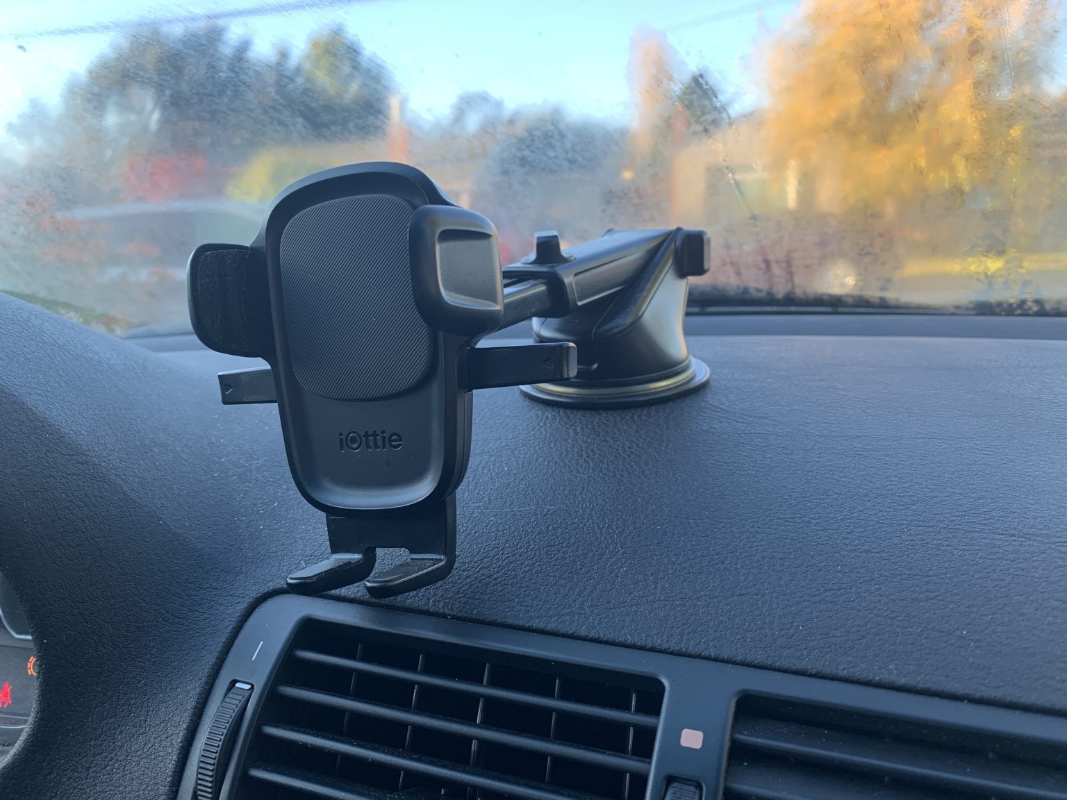 How to Remove a Sticky Suction Phone Mount from a Dashboard - The Track ...