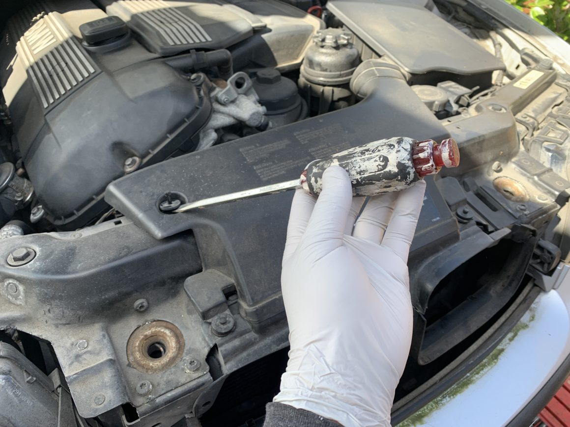 How to Change Engine Air Filter: BMW E46 3-Series - The Track Ahead