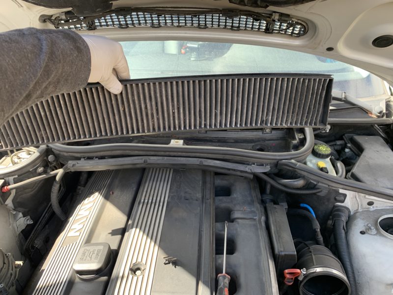 How to Replace the Cabin Air Filter: BMW E46 3-Series - The Track Ahead