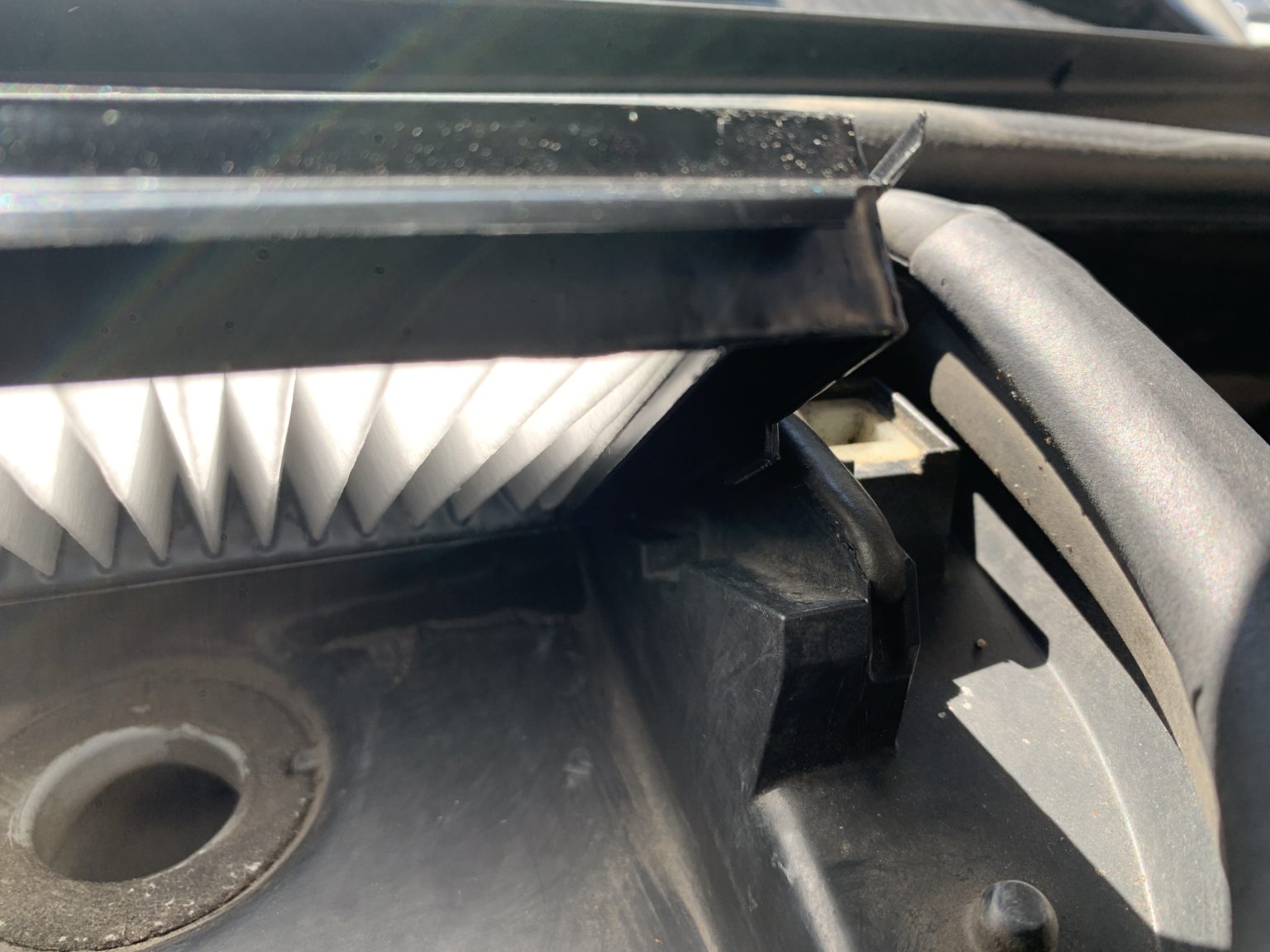 How to Replace the Cabin Air Filter: BMW E46 3-Series - The Track Ahead