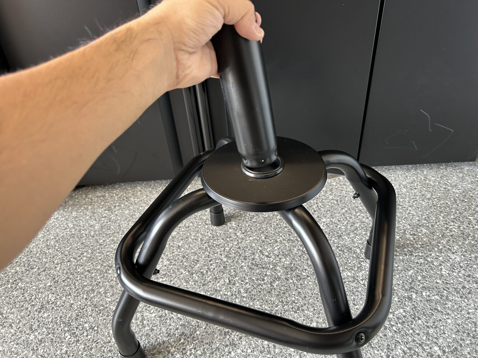 Koda Ultra Cushioned Pneumatic Shop Stool Review - The Track Ahead