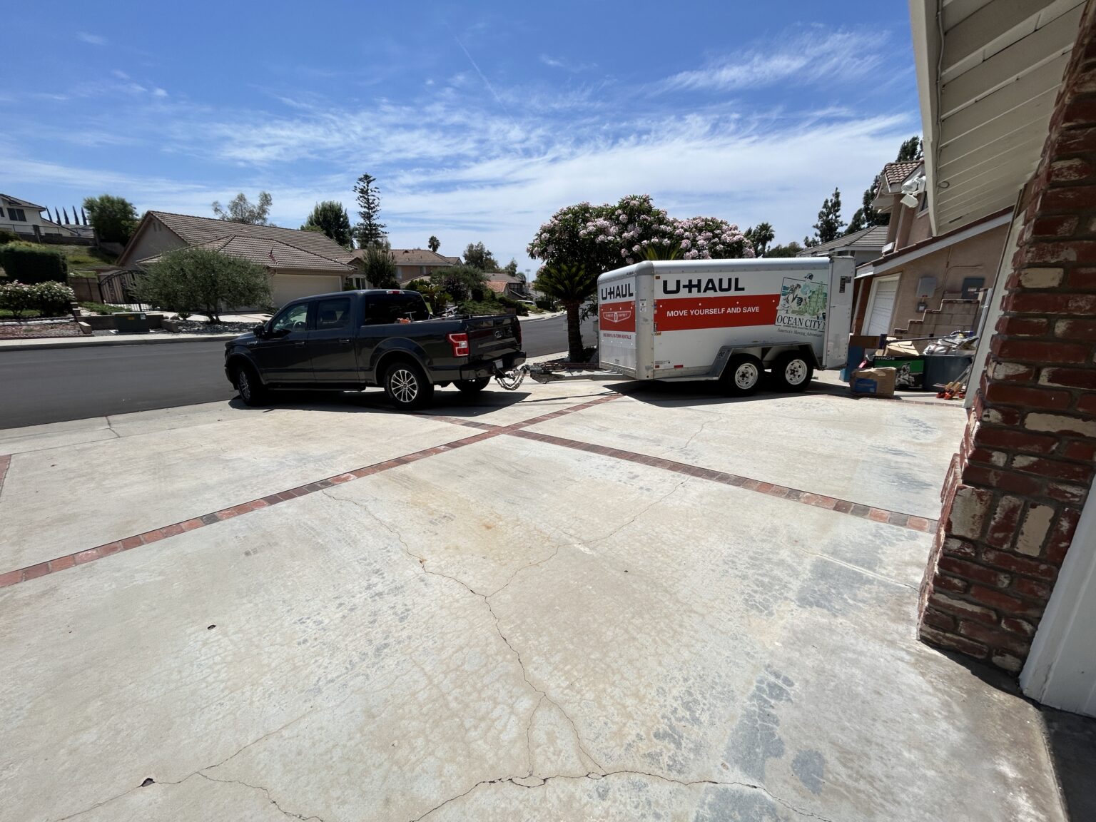 U-Haul Moving Truck and Trailer Rental Review - The Track Ahead