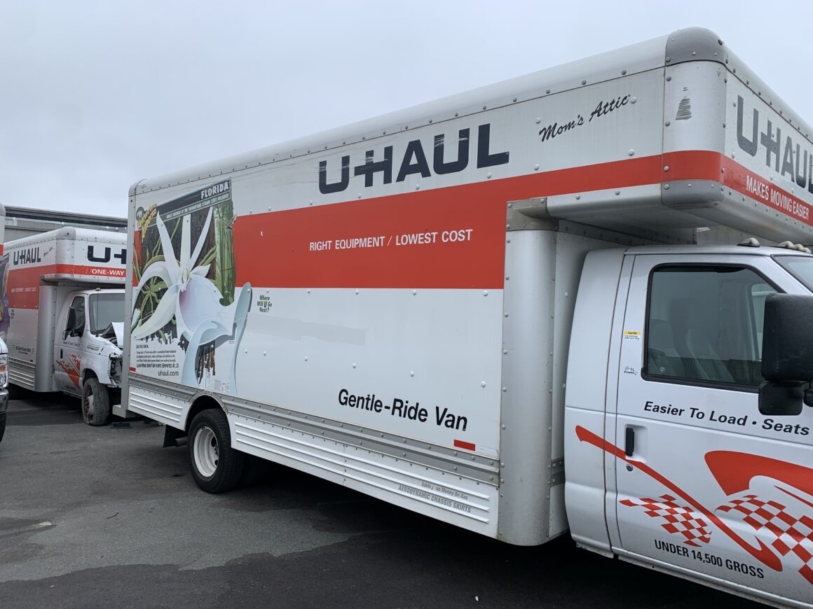 U-Haul Moving Truck and Trailer Rental Review - The Track Ahead