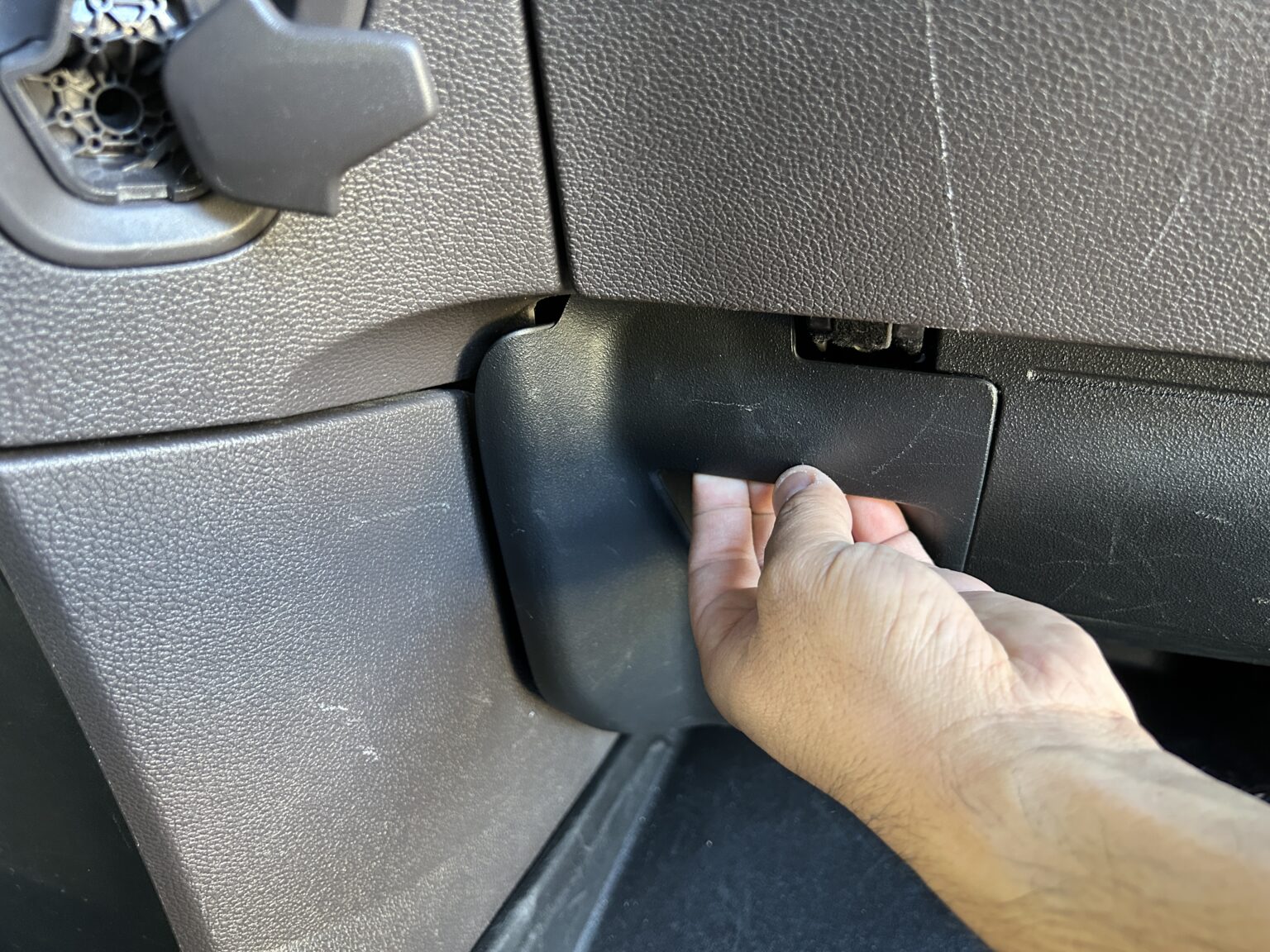 How to Disable Auto Idle Stop with the Idlestopper: 5th Gen Honda ...