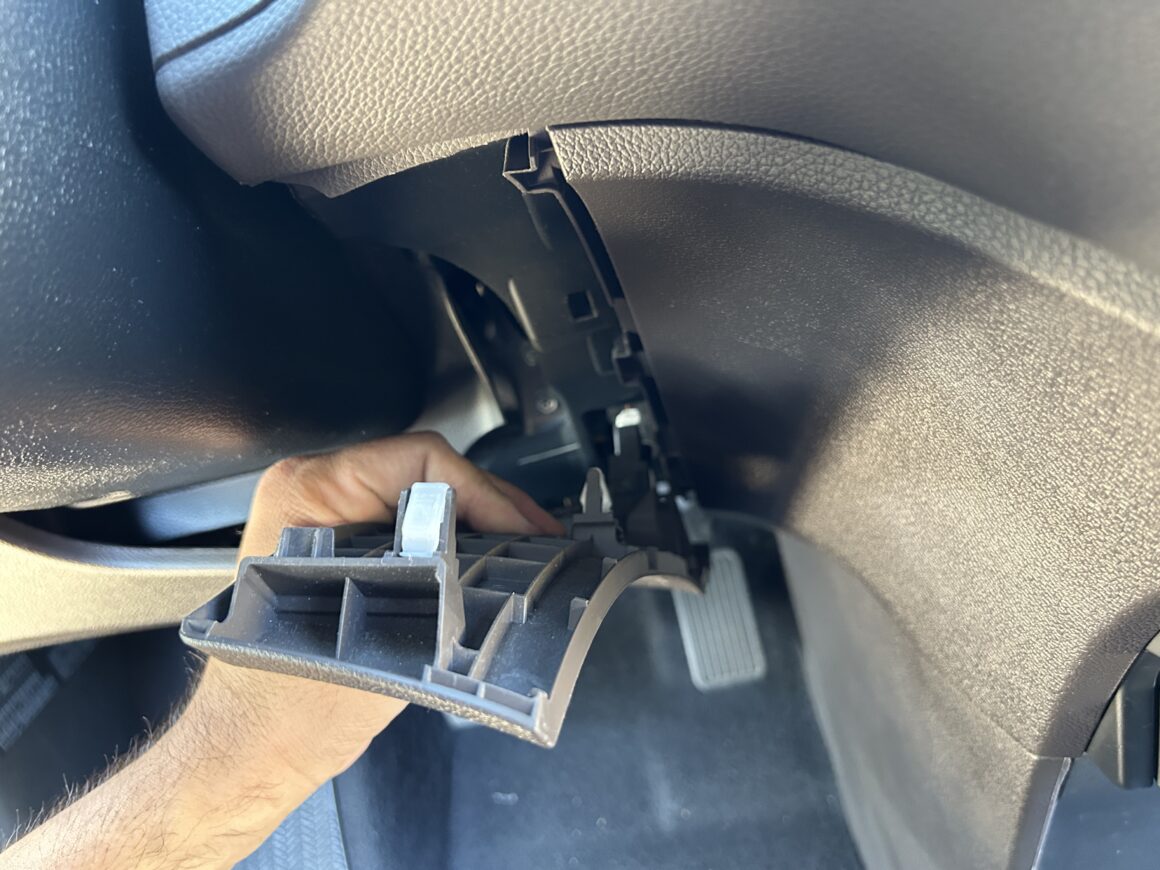 How to Disable Auto Idle Stop with the Idlestopper: 5th Gen Honda ...